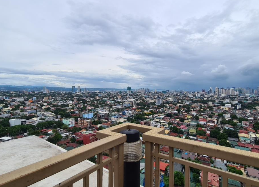 FOR SALE: 3BR UNIT IN SUNTRUST CAPITOL PLAZA | Lamudi.com.ph