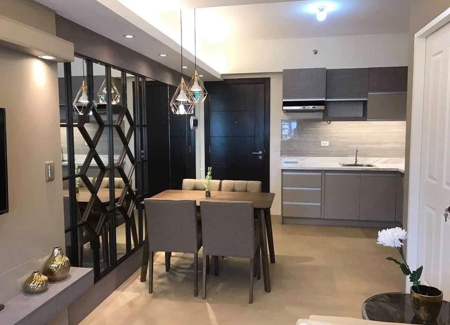 Modern 1BR Condo For Rent . Grand Hyatt | Lamudi.com.ph