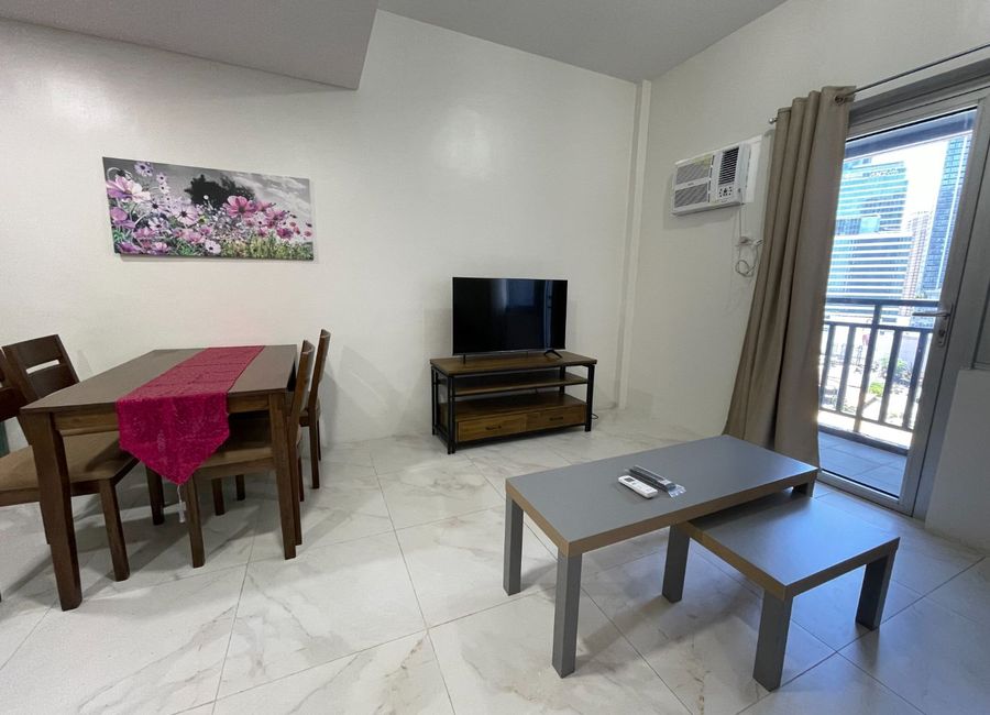 1BR furnished 56sqm Nuvo Dream Tower between Eastwood and Parklinks ...