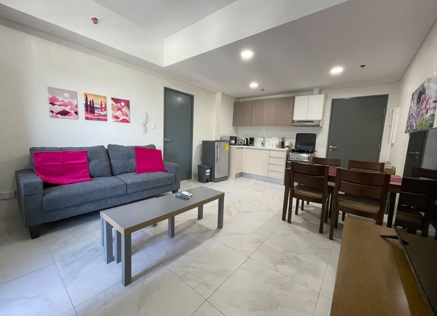 1BR furnished 56sqm Nuvo Dream Tower between Eastwood and Parklinks ...