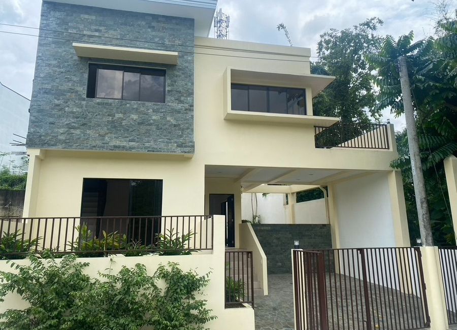 For Sale: Two-Storey House Metropolis Phase 1 Subdivision, Talamban ...