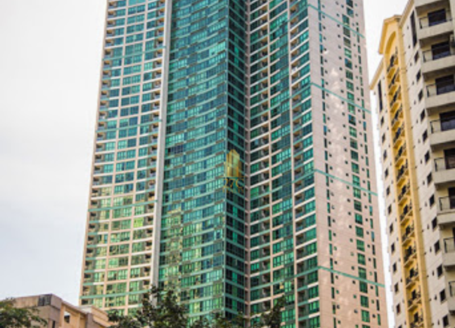 Semi-Furnished 1-Bedroom at 8 Forbestown Road | Lamudi.com.ph