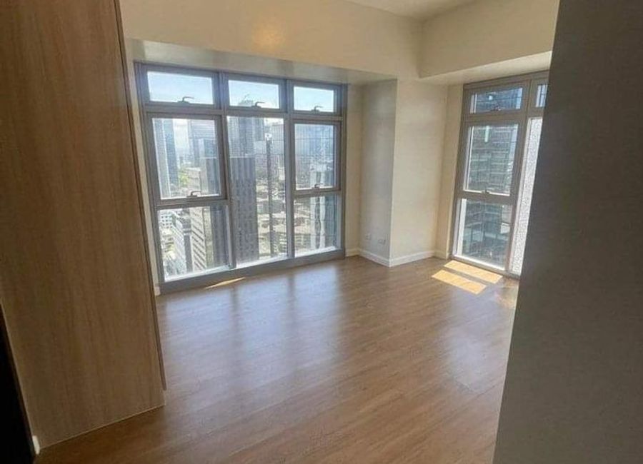 2BR Unit for SALE in Park Triangle Residences, BGC | Lamudi.com.ph