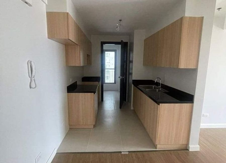 2BR Unit for SALE in Park Triangle Residences, BGC | Lamudi.com.ph