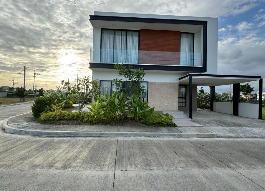 CALIFORNIA MODEL HOME AT ANYANA AND ANTEL GRAND VILLAGE | Lamudi.com.ph
