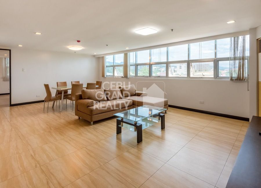 Spacious Open-layout Condo with Bright Living Room in Banilad | Lamudi ...
