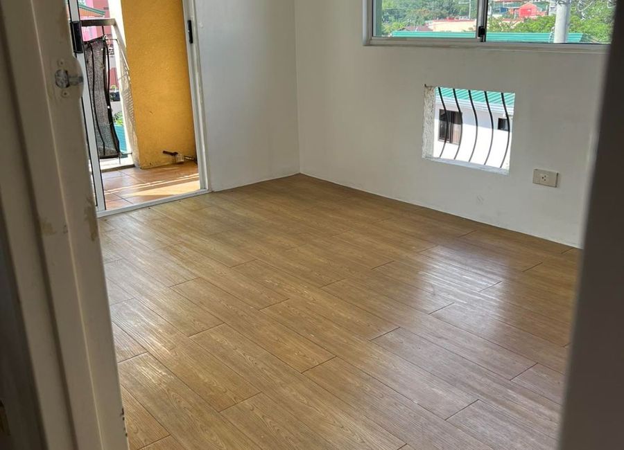 RUSH SALE! 2 Bedroom Condo Unit at the Vento Building, Capri Oasis ...