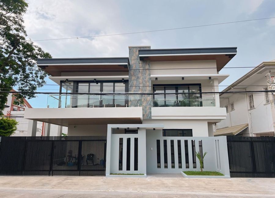 Brand New House for Sale with Pool in Tierra Nueva near Alabang Hills ...