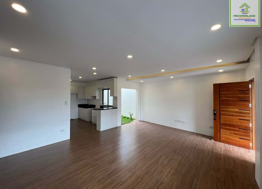 MODERN DUPLEX FOR SALE IN BF RESORT LAS PINAS | Lamudi.com.ph