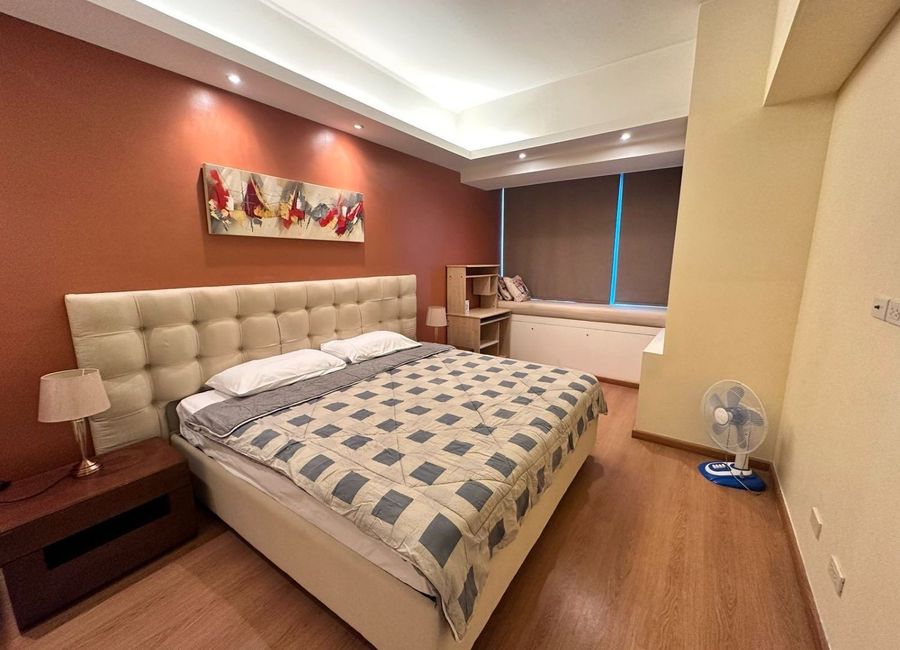 Good Deal 1 bedroom 1BR Unit in St. Francis Shangrila Place Mandaluyong ...