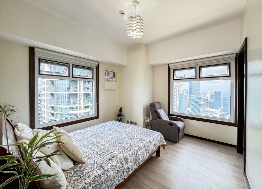 Trion Towers, 2-Bedroom Unit for Sale, BGC | Lamudi.com.ph