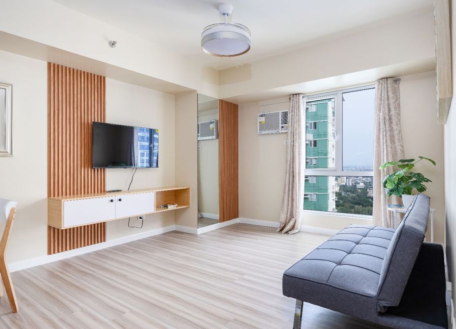 Rush Sale 2 Bedroom Condo in Lahug Cebu City-Avida Riala | Lamudi.com.ph