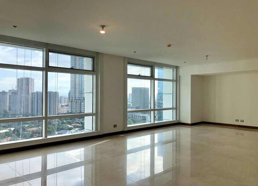 FOR SALE: 3 Bedroom Unit in Two Roxas Triangle, Makati City | Lamudi.com.ph