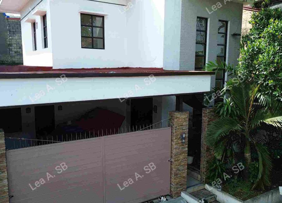 HOUSE AND LOT FOR SALE AT Loro Street Villilia Village Talipapa Quezon ...