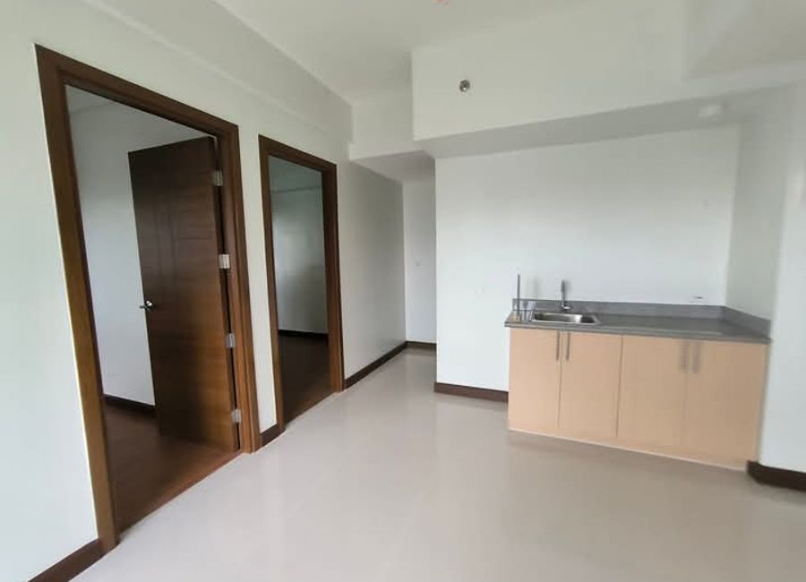 READY FOR OCCUPANCY AND PRESELLING CONDO ALONG TAFT AVENUE PASAY CITY ...