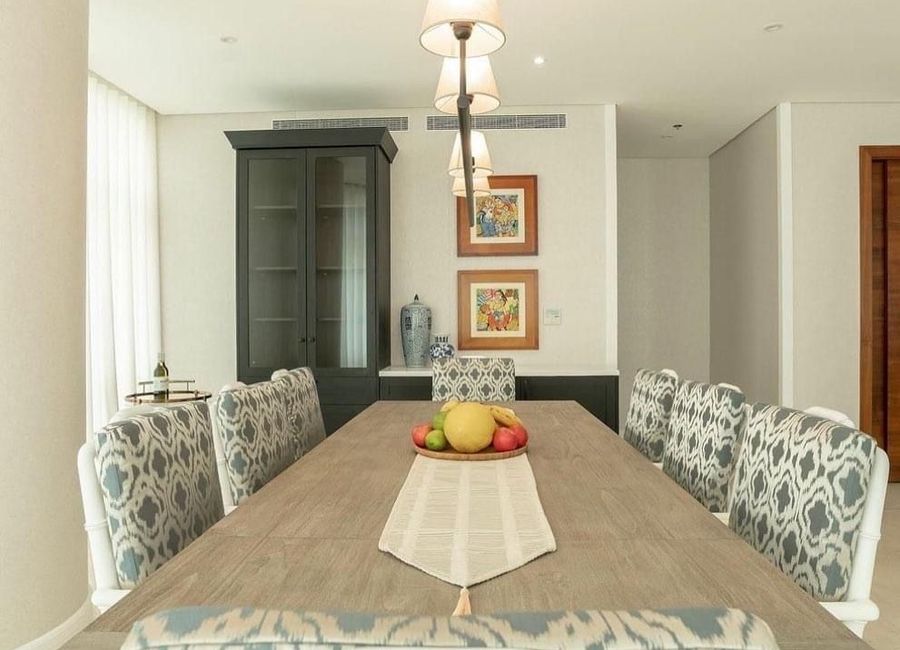 FOR SALE Fully Furnished Unit located at Two Roxas Triangle, Brgy. Bel ...