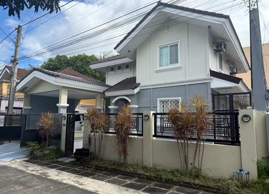 HOUSE AND LOT IN STA ROSA ESTATES 2 ALONG STA ROSA TAGAYTAY ROAD ...