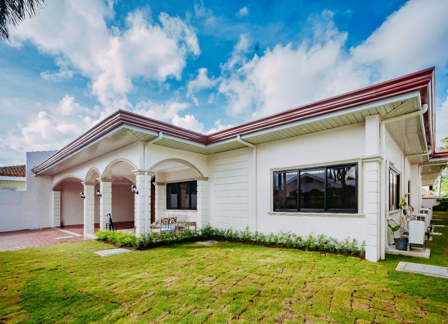 Brand New / Fully Renovated Modern/Mediterranean Home in Exclusive ...