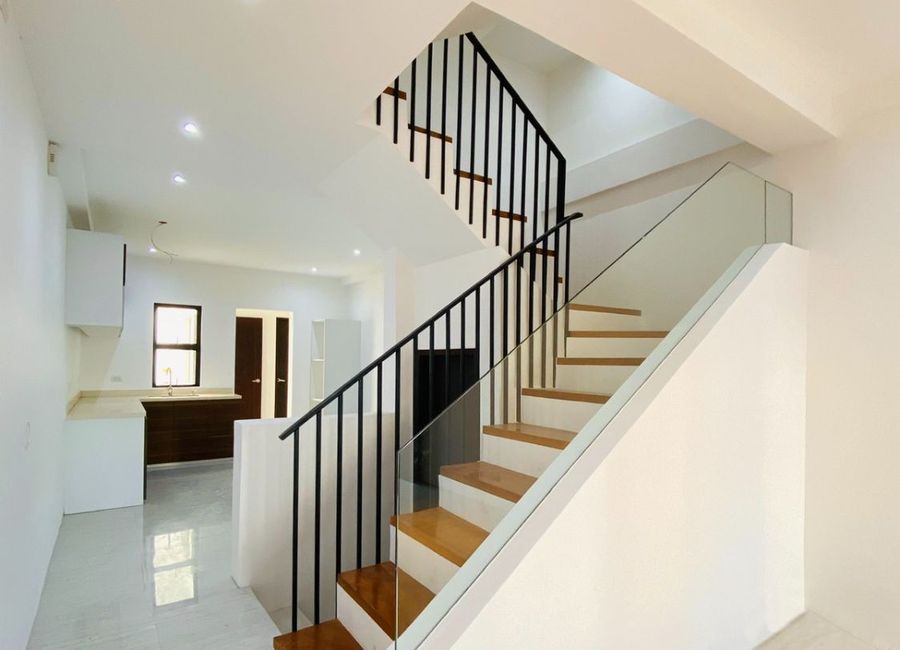 FOR SALE: Townhouse Units located at Brgy. Tandang Sora, Quezon City ...