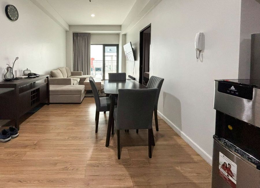 Makati City, 1 Bedroom Condo for Sale in Solstice Tower at Circuit ...