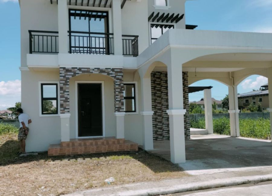 BRANDNEW 4bedroom house in Northfields Malolos along Mac Arthur Highway | Lamudi.com.ph