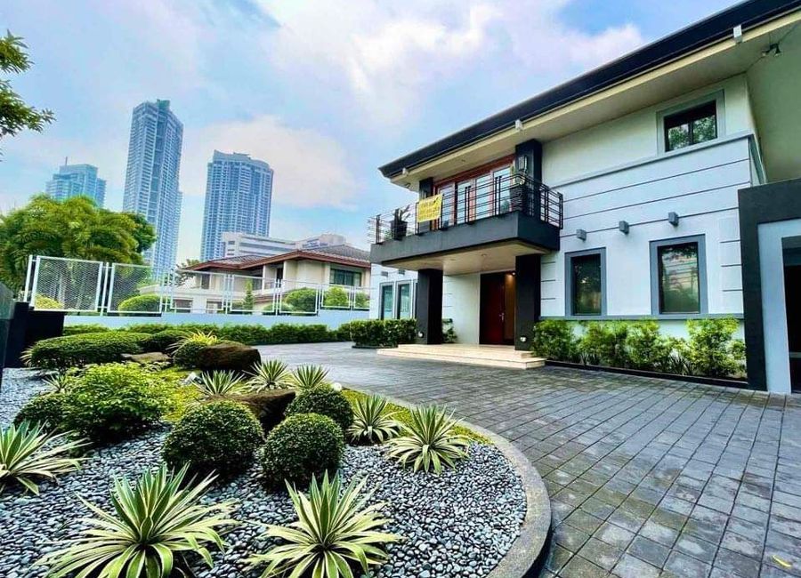 For Sale Fully Furnished Luxury Mansion in Dasmariñas Village, Makati ...