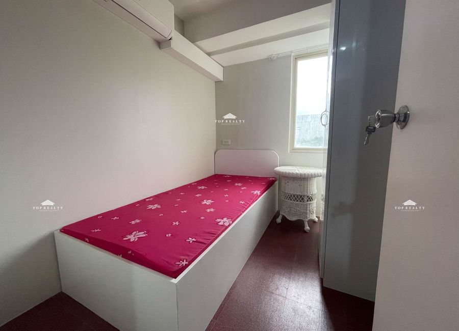 Condo For Sale in Mckinley Hill, Taguig City, Tuscany Private ...