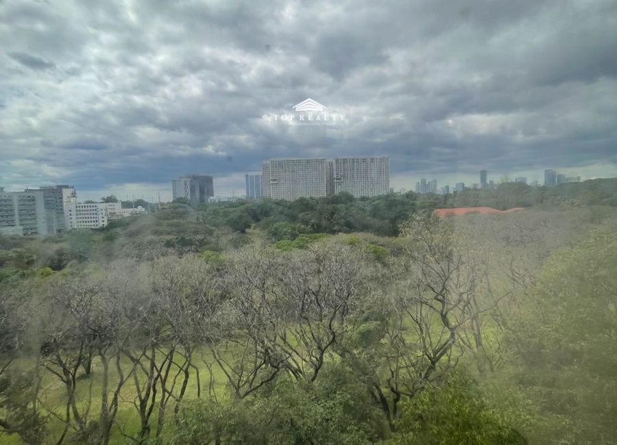 Condo For Sale in Mckinley Hill, Taguig City, Tuscany Private ...