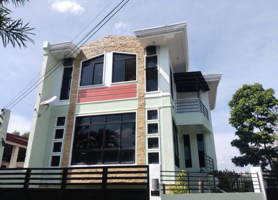 Overlooking House for SALE in Metropolis Subdivision, Pit-os, Cebu City ...