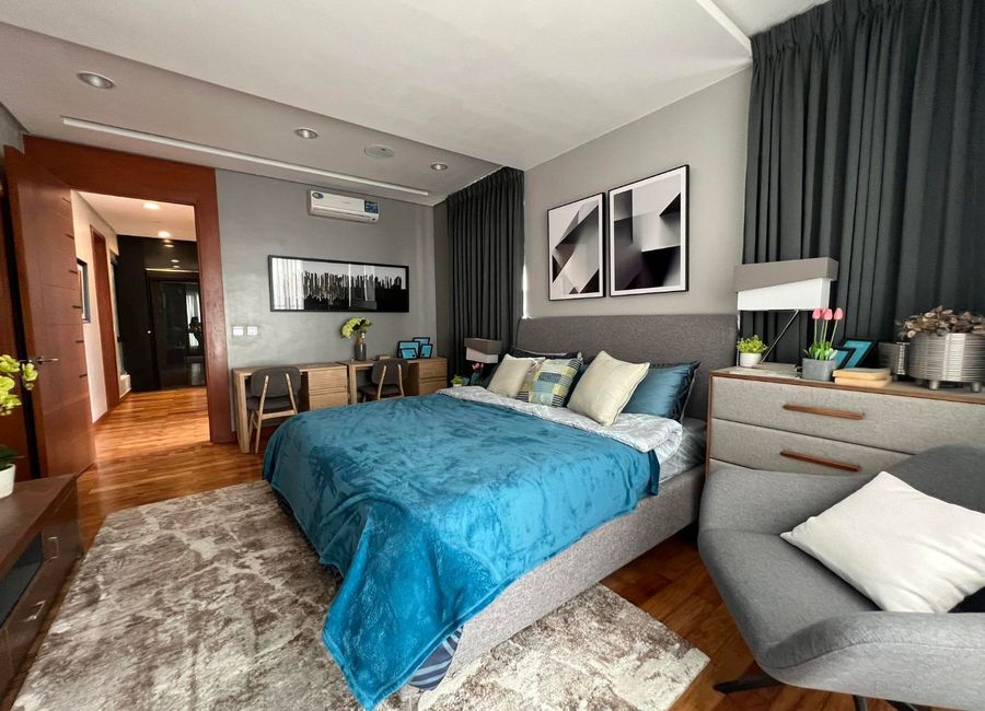 4 Storey Townhouse with Mezzanine - Compound Type Concrete Townhouse in ...