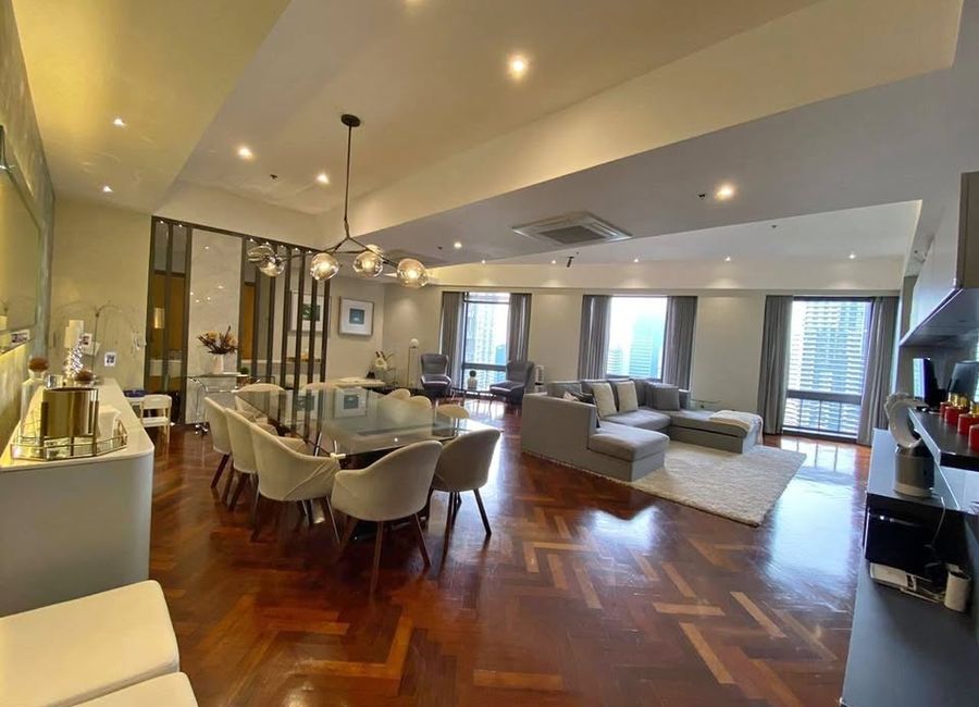 Elegant 3BR Unit For Sale in Essensa Tower, Cameron Tower, BGC, Taguig ...