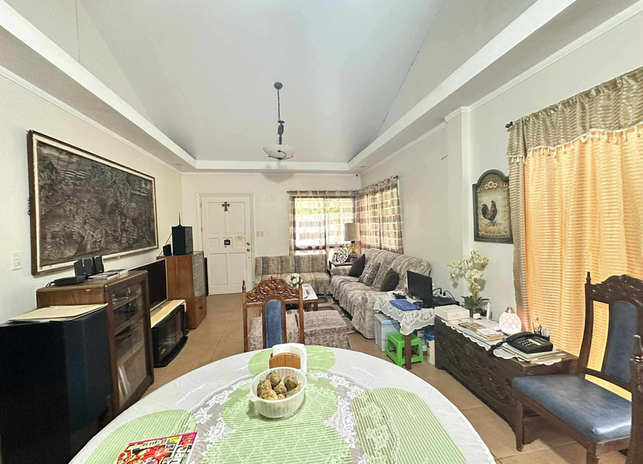 FOR SALE - 4BR BUNGALOW HOUSE IN GEMSVILLE SUBDIVISION, LAHUG CEBU CITY ...