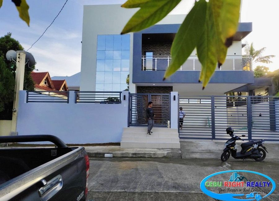 For Sale Modern House in Royale Cebu Estate Consolacion Cebu | Lamudi ...