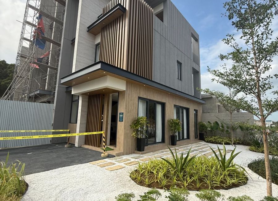 M Residence at Capitol Hills: Quezon Citys Elegant Oasis - Rey | Lamudi ...
