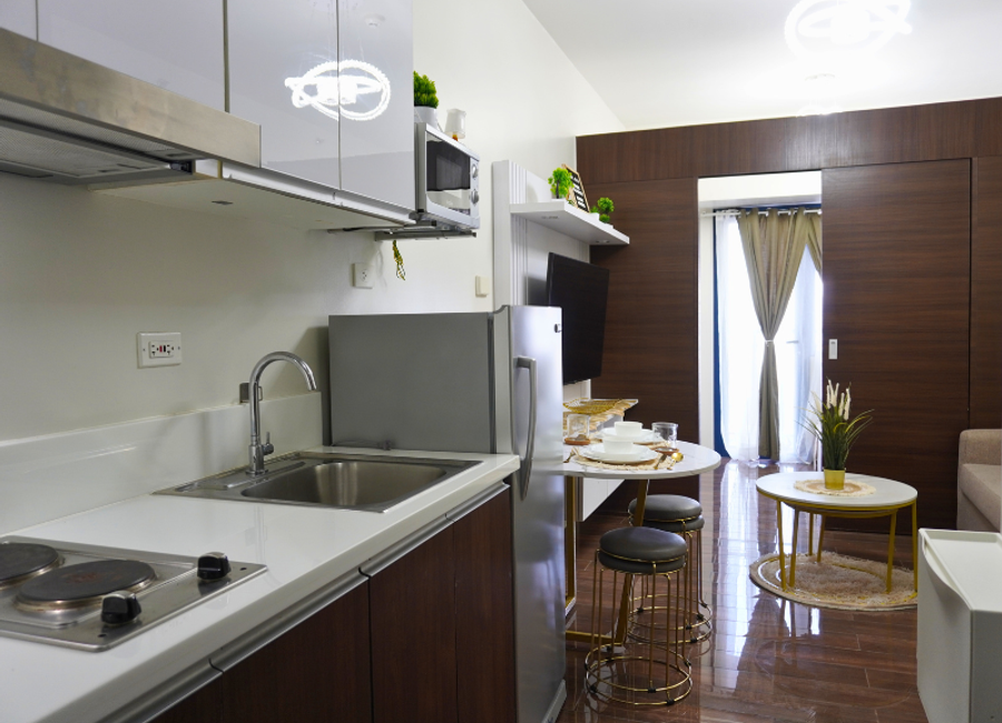 1 Bedroom with Balcony Unit for Rent in Air Residences in Makati City ...