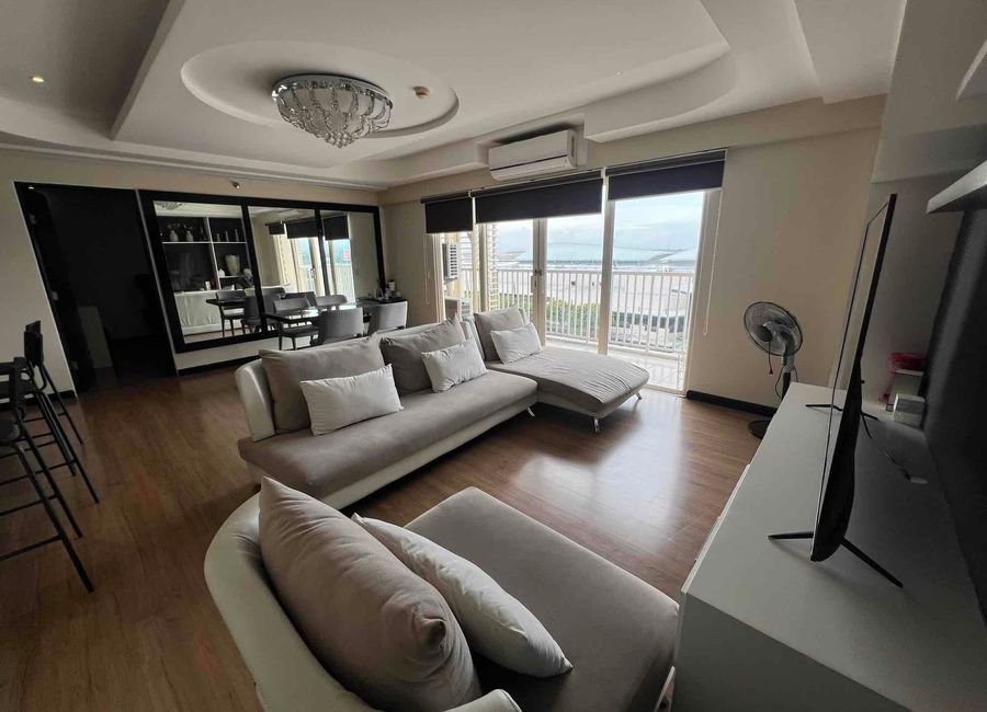 3 Bedroom condo in Marquee Residences Furnished with parking | Lamudi ...