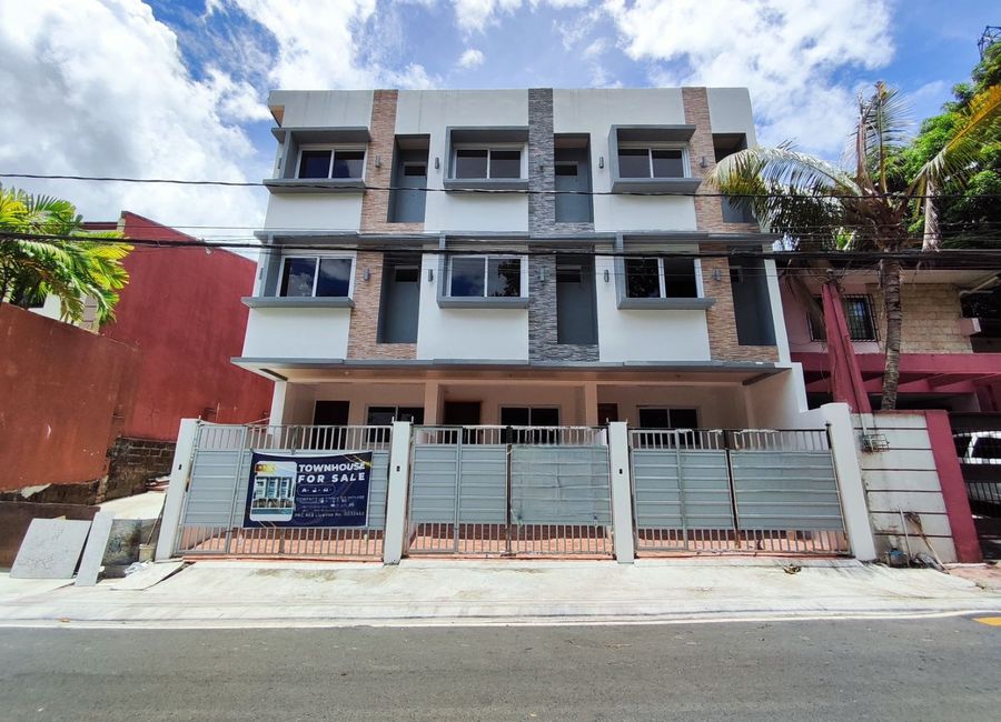 Parang Marikina For Sale 3 Storey Townhouse 4 Bedrooms near Champaca rg ...