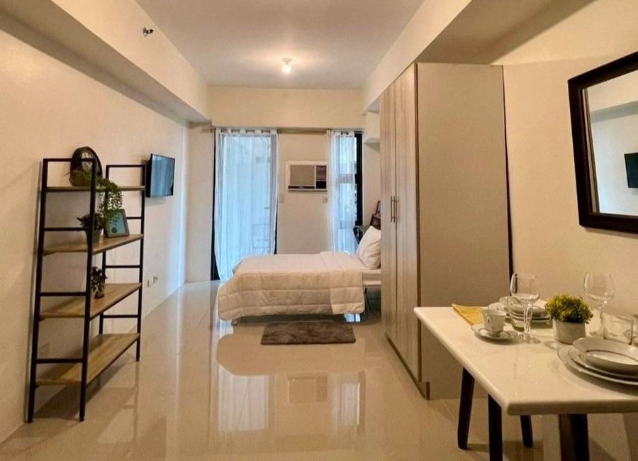 For Sale: Condo Units with Balconies at Jade Pacific, P. Tuazon ...