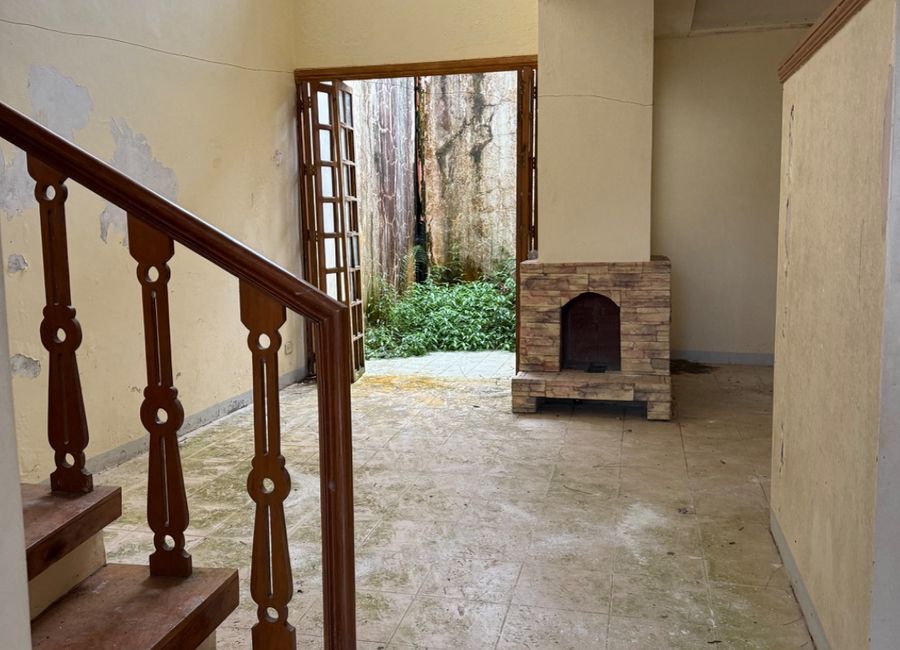 Fixer upper house | Lamudi.com.ph