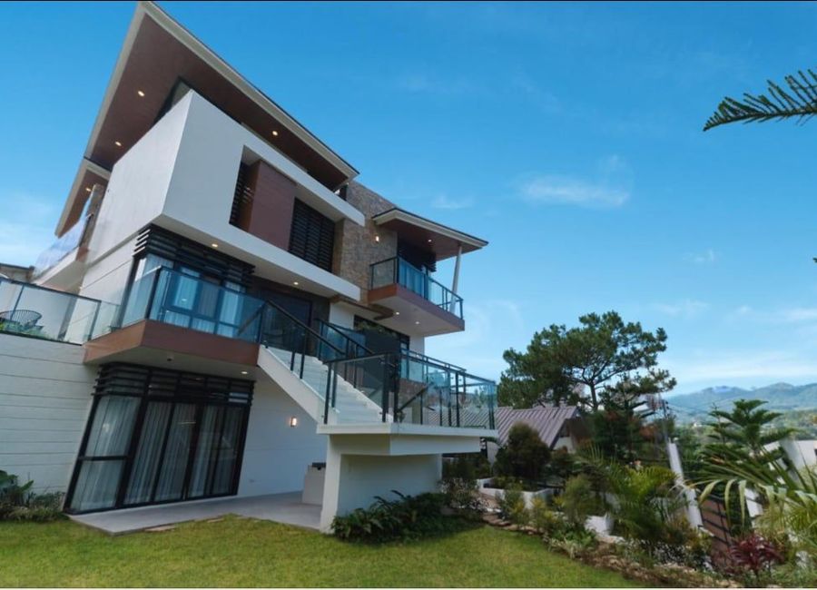 Newly Renovated Fully Furnished 3-Storey Vacation Home For Sale in Camp ...