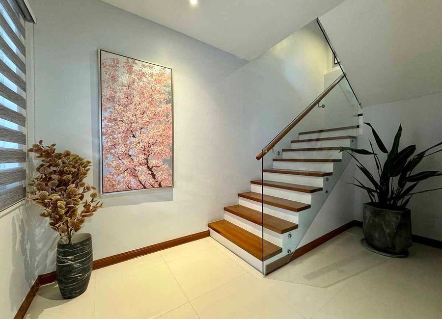 Townhouse for sale in Cubao Quezon City near Gateway, Ortigas ...