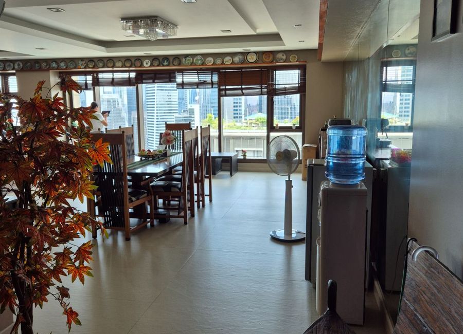 FOR SALE: Shang Grand Tower 4BR Condo in Makati (Direct Buyers Only ...