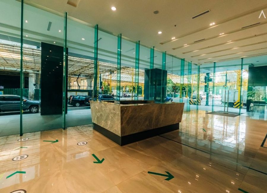 PARK TRIANGLE CORPORATE PLAZA BGC | Lamudi.com.ph
