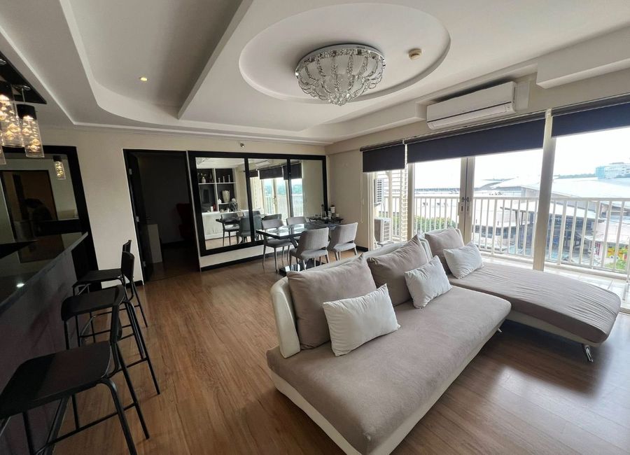 3 Bedroom Condo Unit with Parking in Marquee Residences for Sale or ...