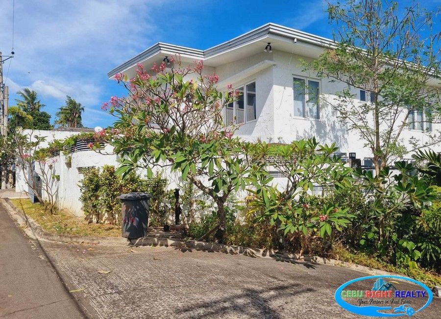 For Sale House in Phase 2 Maria Luisa Near Main Entrance in Banilad ...