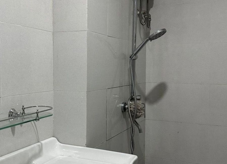 Studio condo unit for Rent in R Square Residences Malate Manila ...