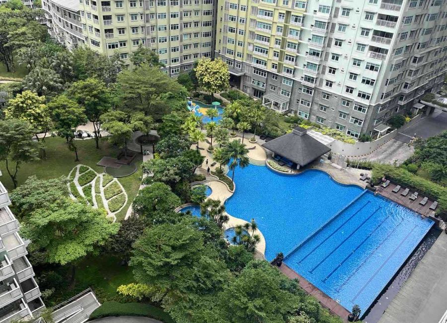 Good Deal: For RENT Fully-furnished 1BR Unit in East Tower - One ...