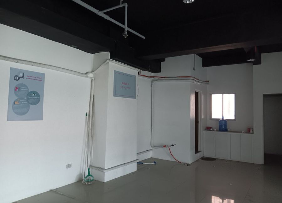 100 SQM Fitted Office Space for Lease in Quezon City | Lamudi.com.ph