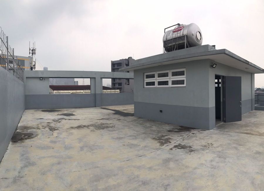 For Lease: Newly Constructed 3-Storey Warehouse with Office and Roof ...
