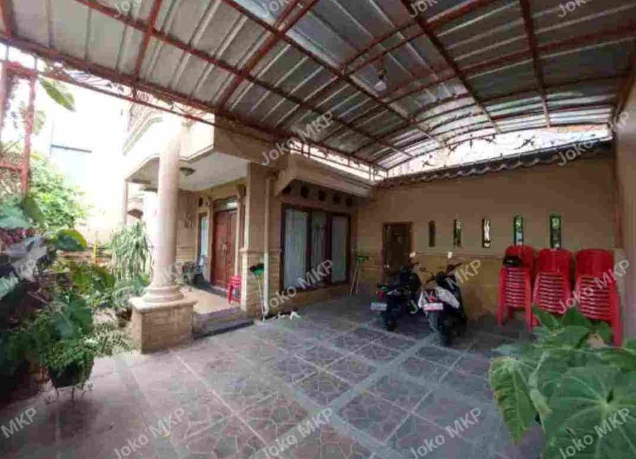 RUMAH MEGAH DALAM KOMPLEK DI BELAKANG KANTOR KECAMATAN JALAN BINTARA ...